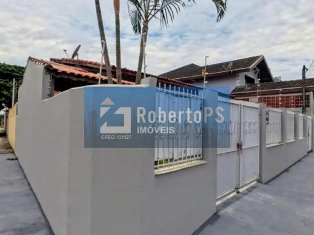 Casa com 2 quartos 1 suíte e 100m2 de construção no Jardim Oriente