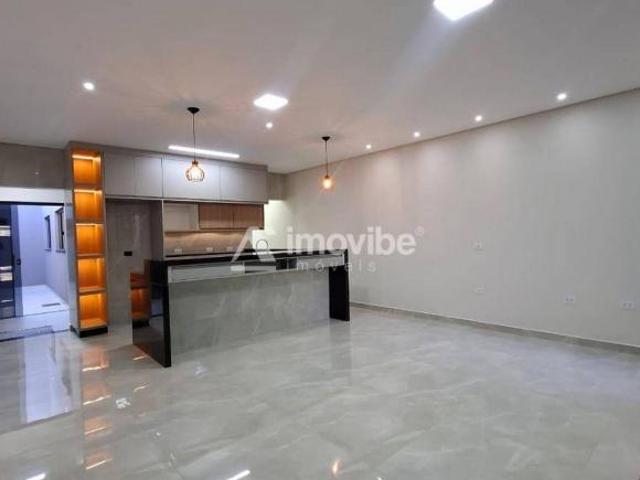 Casa com 2 Quartos, 1 Suíte, Garagem Coberta e Churrasqueira, no Jd. Esperança, em Americana Sp
