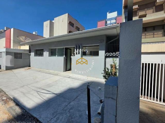 Casa com 2 quartos, 255 m², aluguel por R$ 12.000/mês Vila Itapura Campinas/SP
