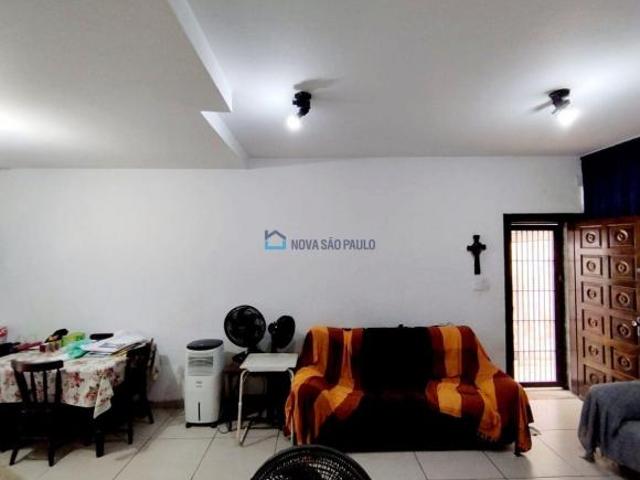 Casa com 2 quartos, 2 vagas à venda no Bosque da Saúde