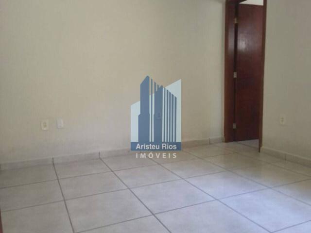 Casa com 2 quartos, 62 m²