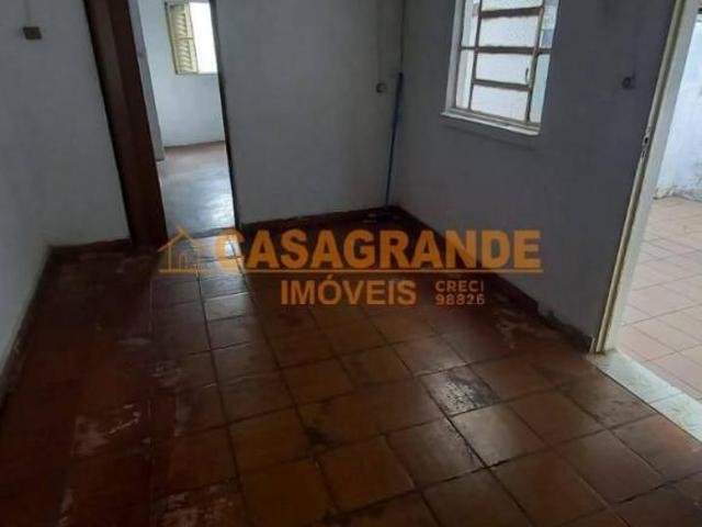 Casa com 2 Quartos 80 mts² a Venda em Santana SJCampos