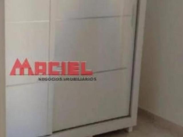 Casa com 2 Quartos c/ Edicula a Venda Bosque Proximo ao SESI