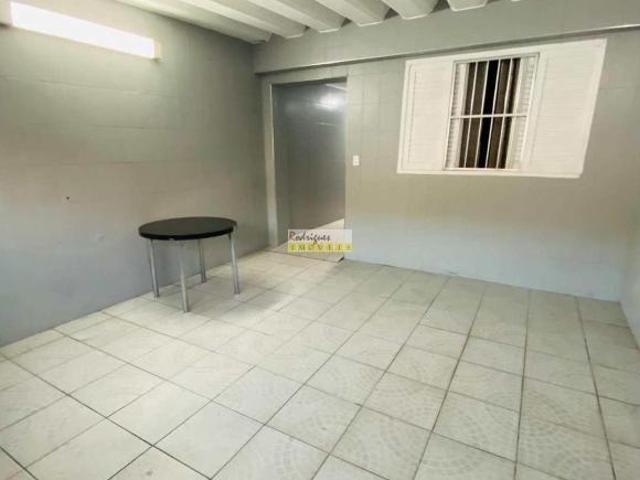 Casa com 2 quartos, com edicula quintal V.S.Jorge/SV
