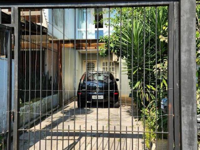 Casa com 2 Quartos com suíte e 1 banheiro