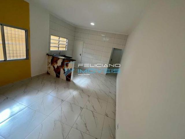 Casa com 2 quartos, Caiçara, Praia Grande R$ 439 mil, Cod: 7616