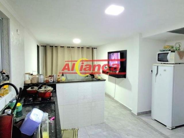Casa com 2 quartos Casa Reformada à Venda no Conjunto Residencial Haroldo Veloso Guarulhos