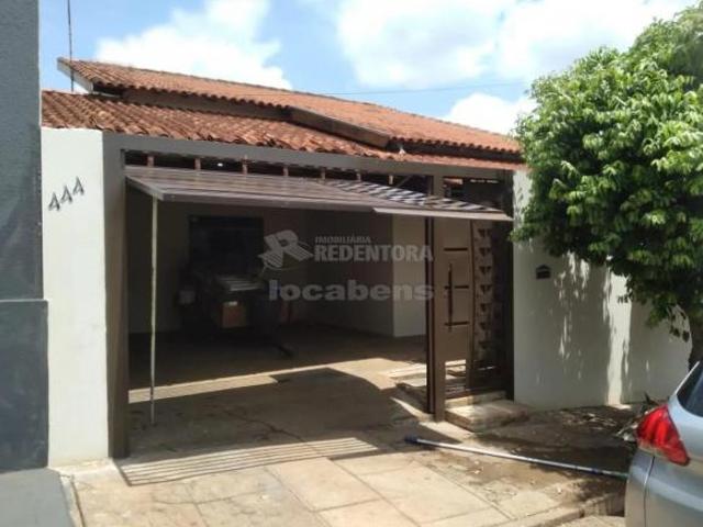 Casa com 2 Quartos Centro de Ibira SP