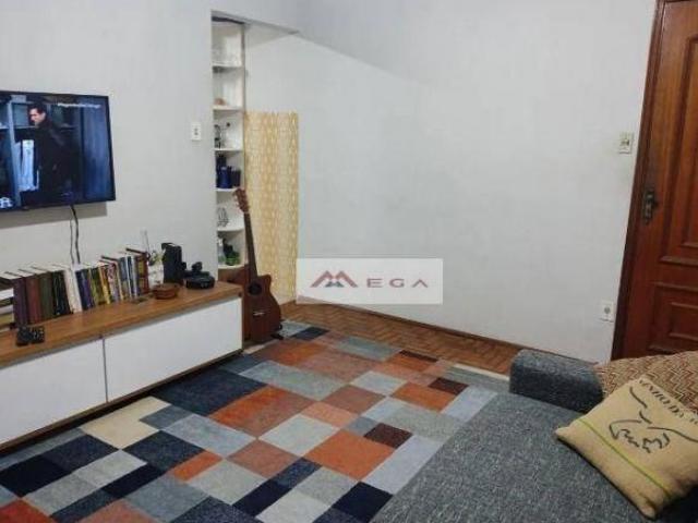 Casa com 2 quartos a venda