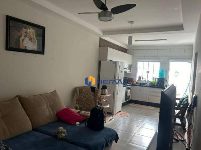 Casa com 2 quartos à venda, 70 m² por R$ 330.000 Jardim São Silvestre Maringá/PR