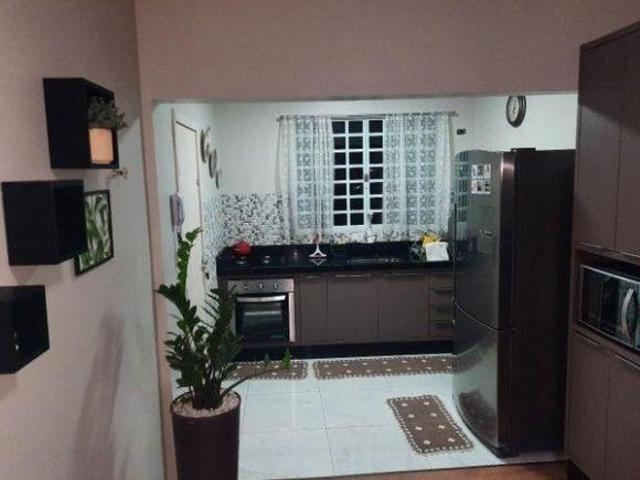 Casa com 2 quartos à venda, 70 m² por R$ 640.000 Jardim Imperial Maringá/PR