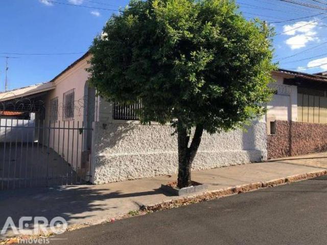 Casa com 2 quartos à venda, 108 m² por R$ 250.000 Jardim Bela Vista Bauru/SP
