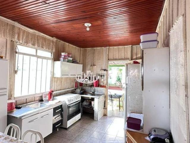 Casa com 2 quartos à venda, 116 m² por R$ 250.000 Interlagos Londrina/PR