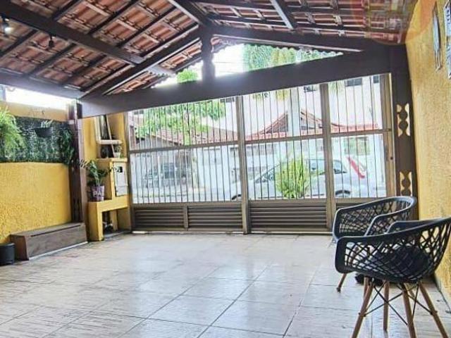Casa com 2 quartos à venda, 125 m² por R$ 395.000 Maracanã Praia Grande/SP