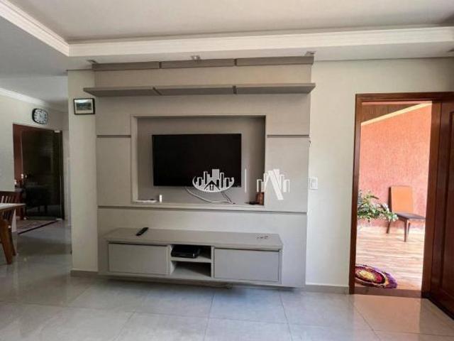 Casa com 2 quartos à venda, 130 m² por R$ 355.000 Três Marcos Londrina/PR