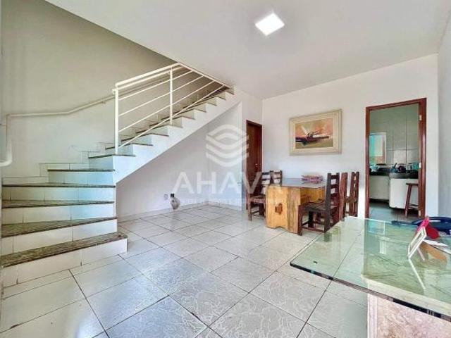 Casa com 2 Quartos à Venda 130m² Santa Amélia Próximo à Avenida Augusto Veloso