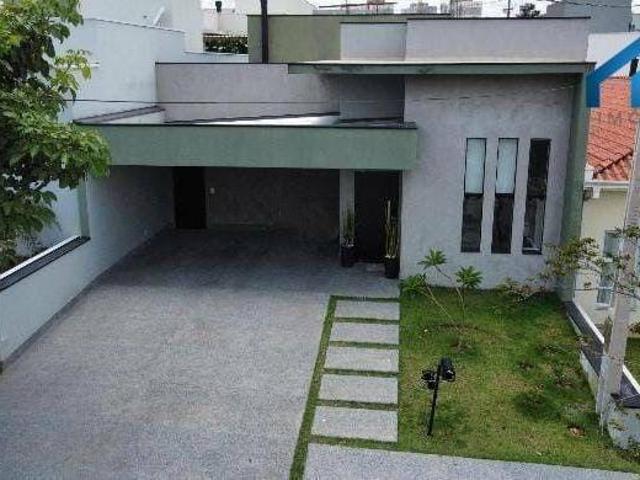 Casa com 2 quartos à venda, 158 m² por R$ 1.200.000
