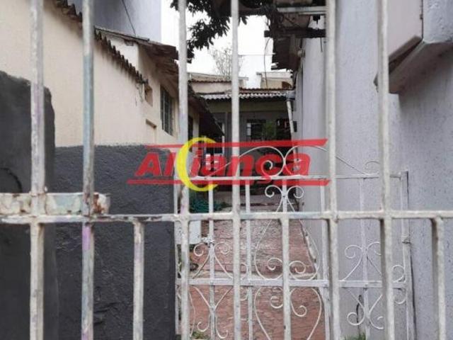 CASA COM 2 QUARTOS A VENDA, 260 M² CENTRO ? GUARULHOS/SP