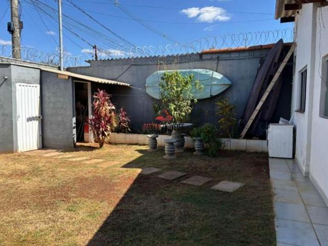 Casa com 2 quartos à venda bairro Jardim Europa Uberlândia/MG