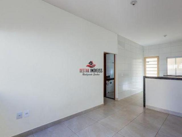 Casa com 2 quartos à venda, Bairro Luizote de Freitas Uberlândia/MG