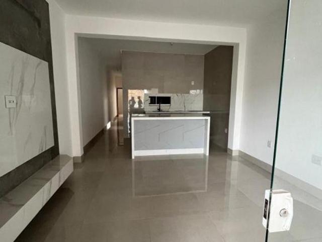 Casa com 2 quartos à venda bairro Novo Mundo Uberlândia/MG