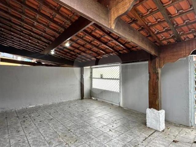 Casa com 2 quartos à venda em Tupi SP