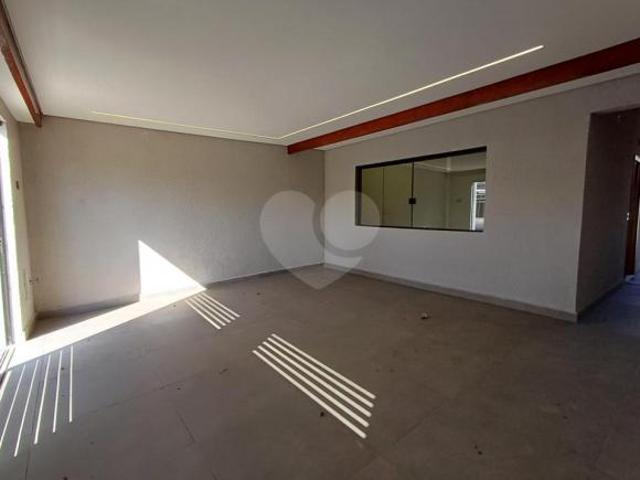 Casa com 2 quartos à venda em Tupi SP