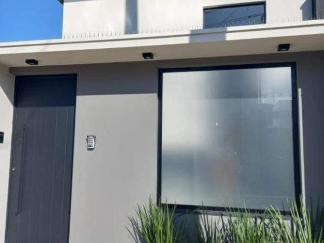 Casa com 2 quartos à venda em Varginha, no bairro Santa Clara