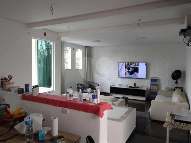 Casa com 2 quartos à venda em Vila albertina SP
