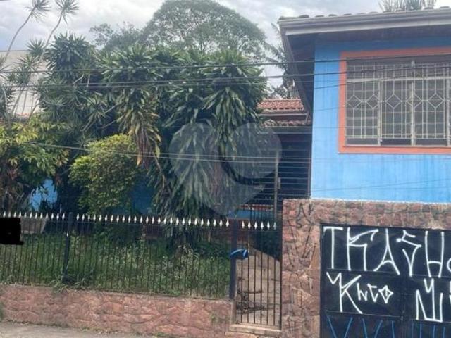 Casa com 2 quartos à venda em Vila Albertina SP