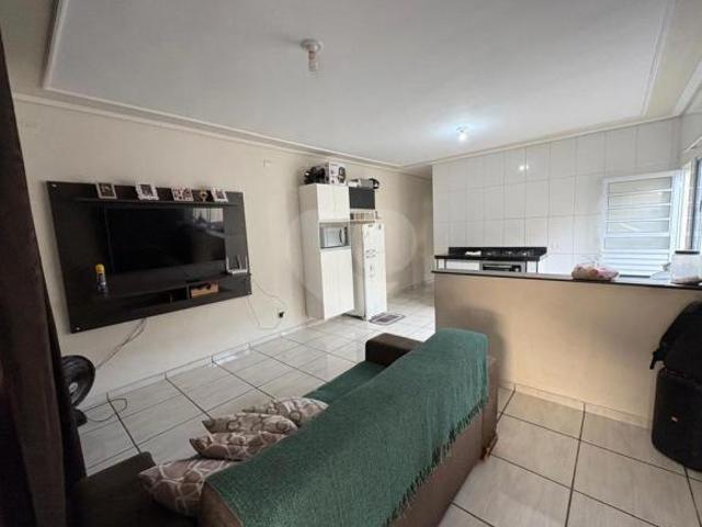 Casa com 2 quartos à venda em Vila cristina SP