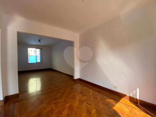 Casa com 2 quartos à venda em Aclimação SP