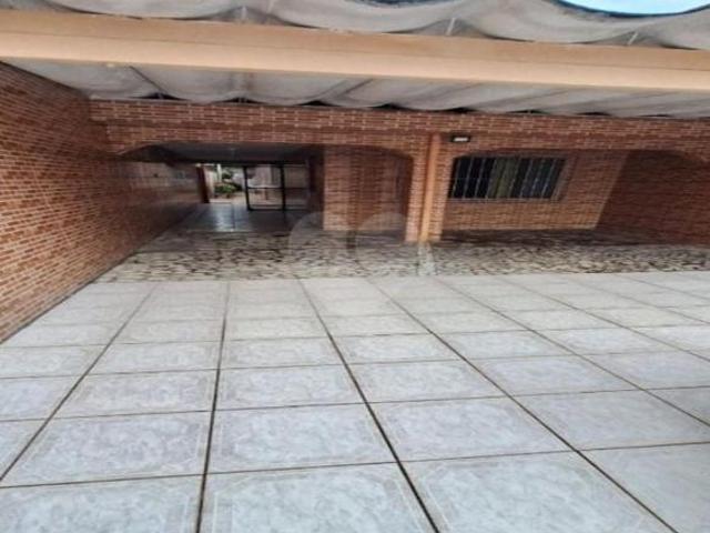 Casa com 2 quartos à venda em Antártica SP