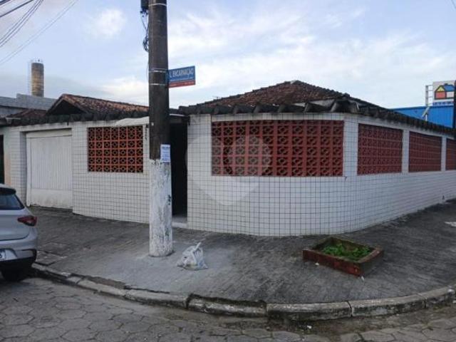 Casa com 2 quartos à venda em Aviação SP
