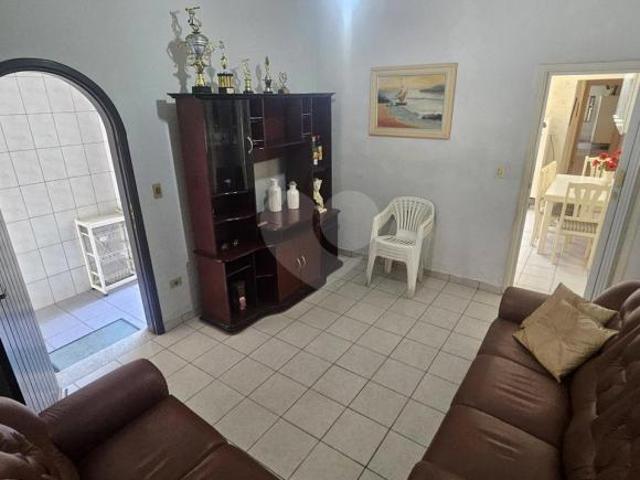 Casa com 2 quartos à venda em Aviação SP