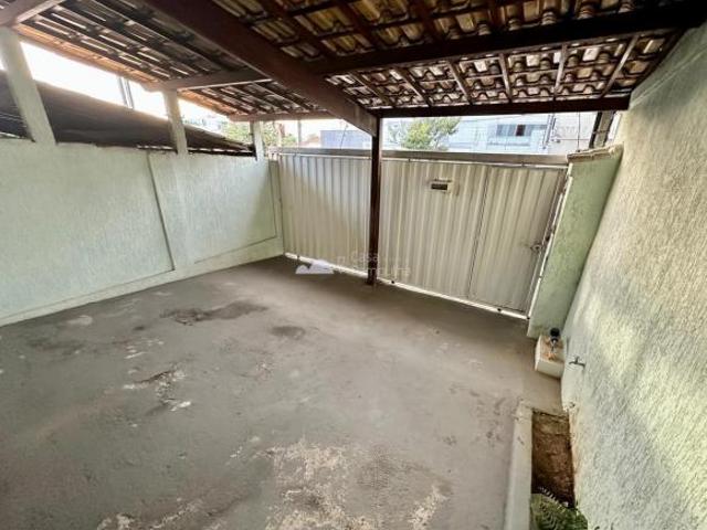 Casa com 2 quartos à venda em Belo Horizonte, no bairro Heliópolis