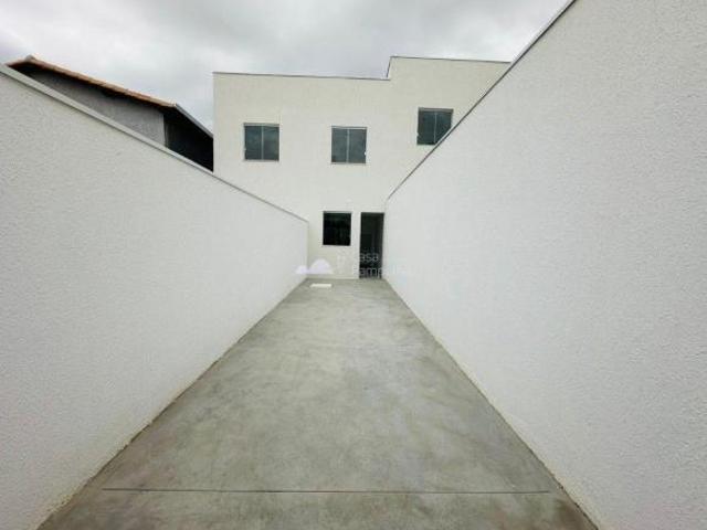 Casa com 2 quartos à venda em Belo Horizonte, no bairro Jardim Leblon