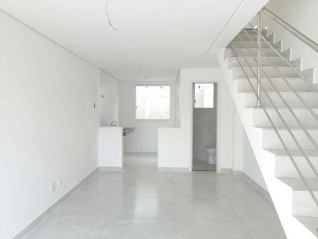 Casa com 2 quartos à venda em Belo Horizonte, no bairro Planalto