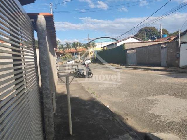 Casa com 2 quartos à venda em Campo Belo, no bairro Cidade Montesa