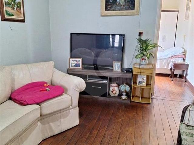 Casa com 2 quartos à venda em Centro SP