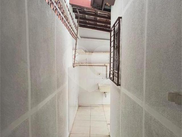 Casa com 2 quartos à venda em Centro SP
