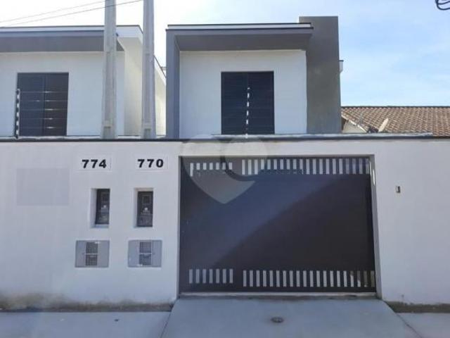 Casa com 2 quartos à venda em Centro SP