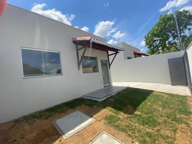 Casa com 2 quartos à venda em Confins, no bairro Centro