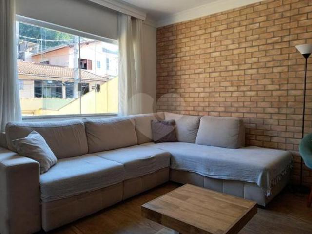 Casa com 2 quartos à venda em Horto florestal SP