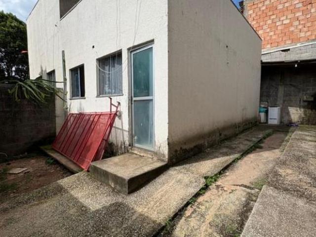 Casa com 2 quartos à venda em Ibirité, no bairro Jardim Monsenhor Horta 1ª Seção
