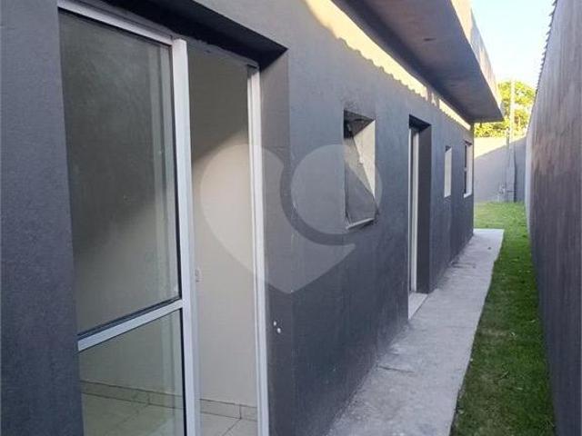 Casa com 2 quartos à venda em Indaiá SP