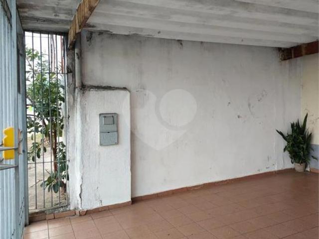 Casa com 2 quartos à venda em Jardim cidália SP