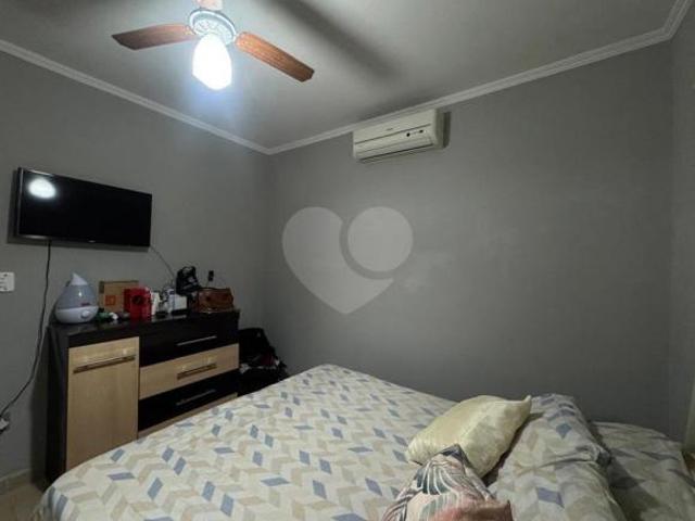 Casa com 2 quartos à venda em Jardim Piratininga SP