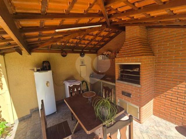 Casa com 2 quartos à venda em Jardim Três Marias SP