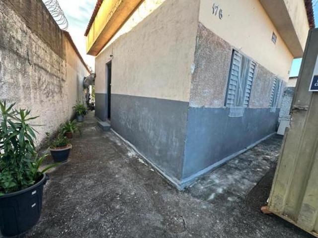 Casa com 2 quartos à venda em Nepomuceno, no bairro Vila Marina